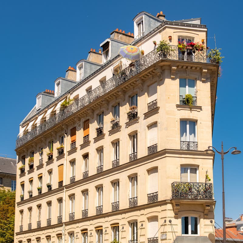 Paris, beautiful building stock image. Image of geometric - 194085109