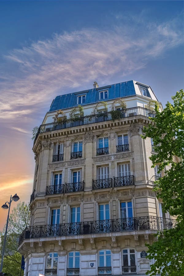 Paris, Beautiful Facade in the 7e Arrondissement, Building Place Du ...