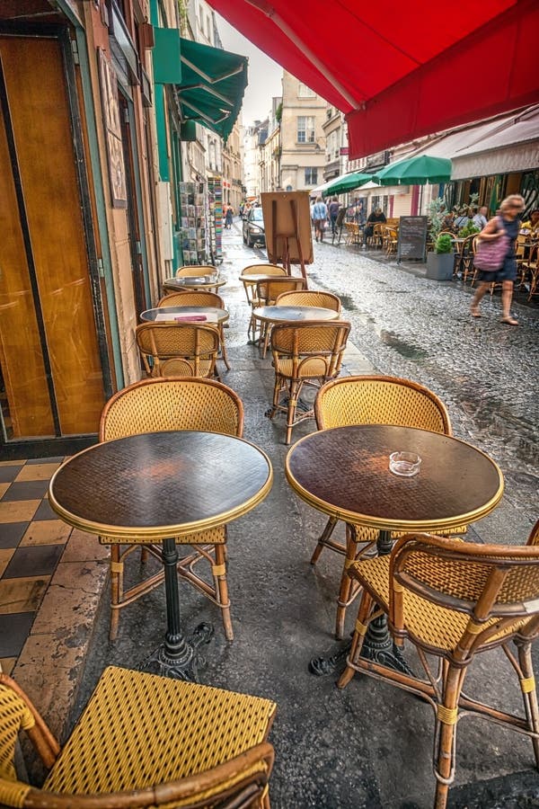 Paris cafe stock photo. Image of brasserie, exterior - 194307786