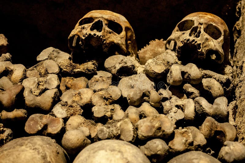 Inside The Catacombes In Paris Stock Image - Image of dead, health ...