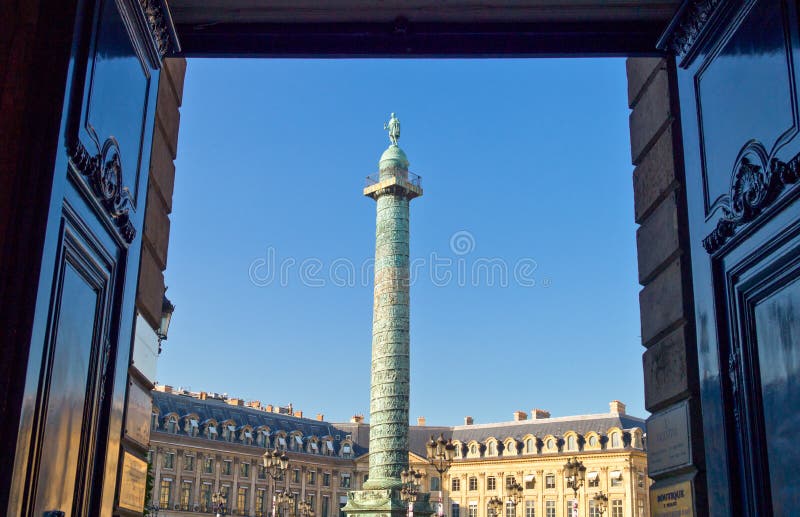 Paris editorial photo. Image of france, column, square - 69569606
