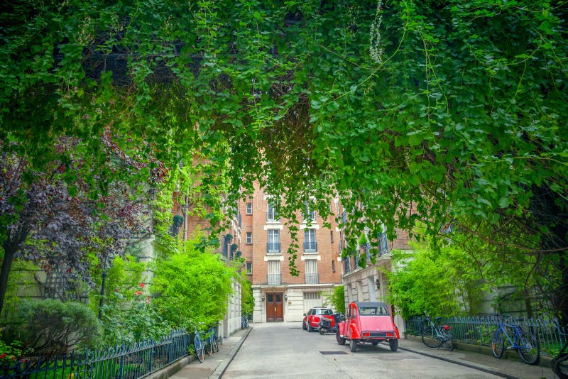 Paris courtyard stock image. Image of buildings, gate - 111912599