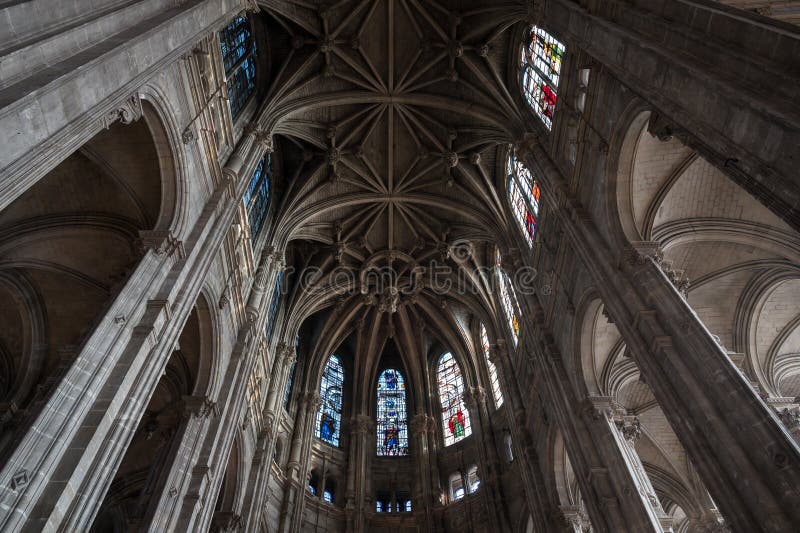The Interior of the Church of St Eustache, Paris, France Editorial ... The Interior of the Church of St Eustache, Paris, France Editorial ...