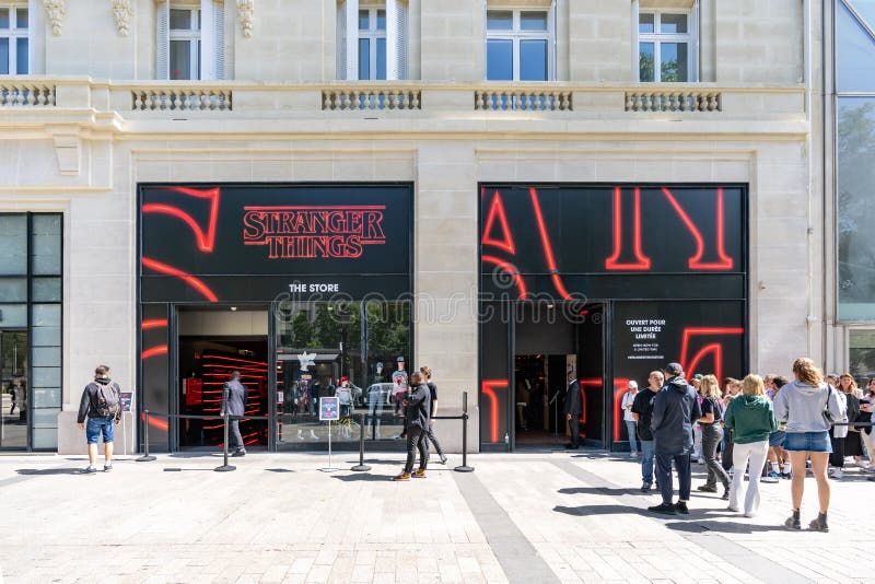 Paris France June 27 2022 People Queuing Outside Stranger Things