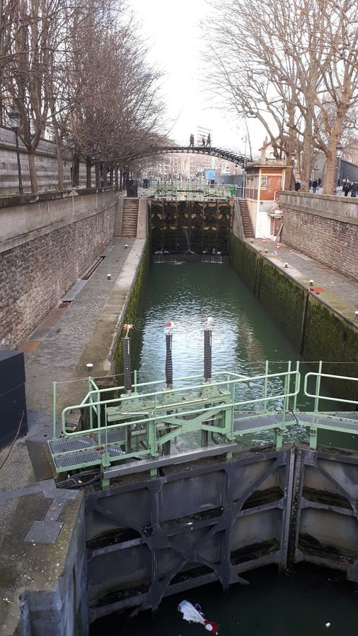 Paris Lock Channel St Martin Stock Photo - Image of walkway, tourism ...