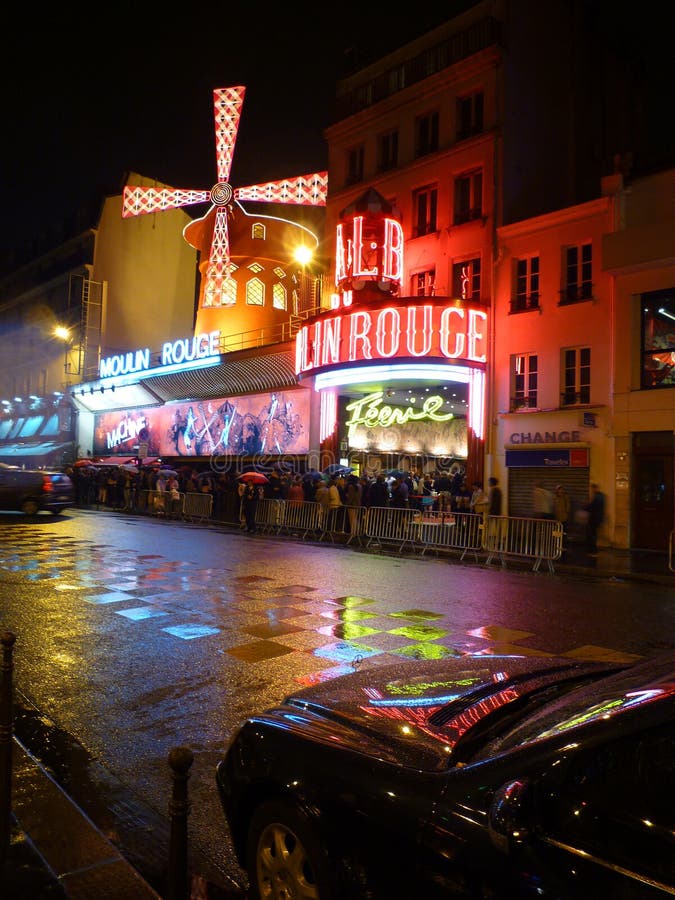 Paris by night editorial photography. Image of rouge - 14596767