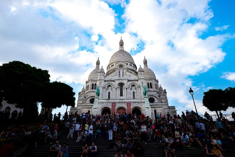 Paris Sacre Coeur 1 editorial photo. Image of sacrecoeur - 86175621