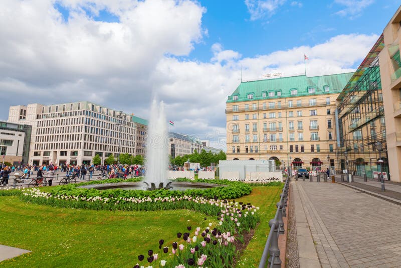 Paris Square in Berlin, Germany Editorial Stock Photo - Image of ...