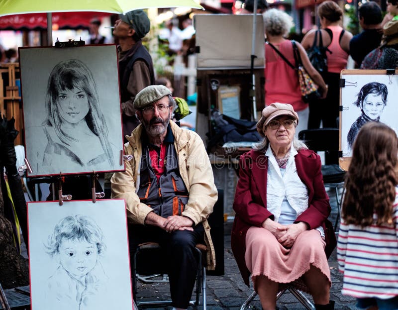 Paris Street Scene 7 editorial image. Image of restaurant - 86098505