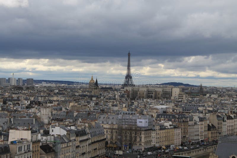 Paris editorial photo. Image of famous, scenic, monumental - 127633751