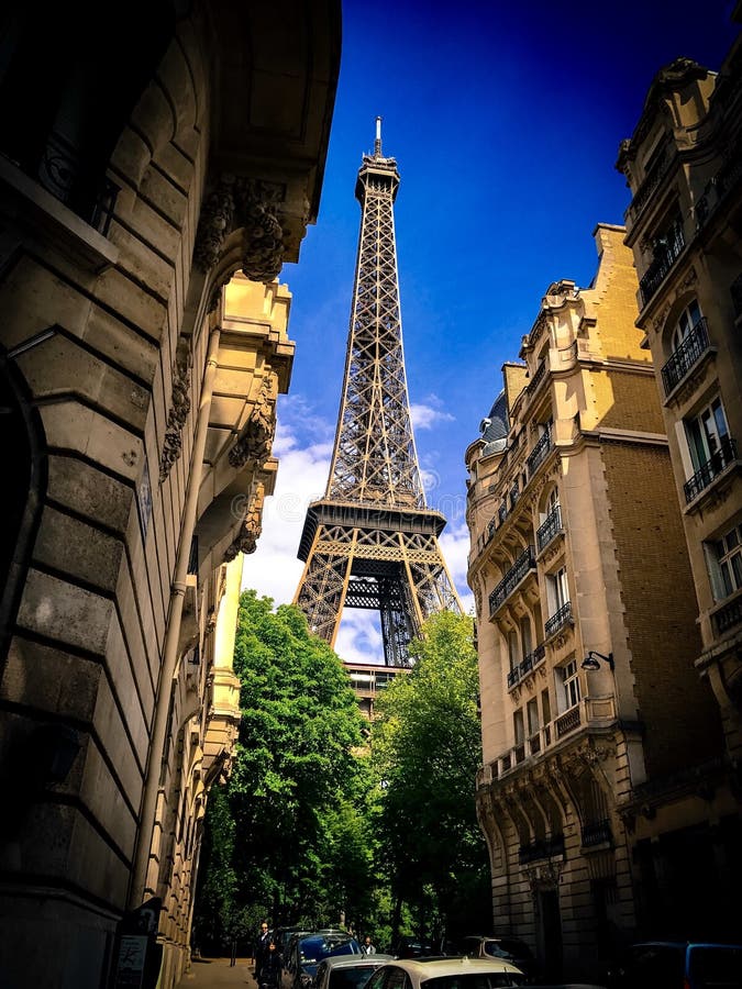 Paris editorial stock photo. Image of paris, view, tower - 218950538