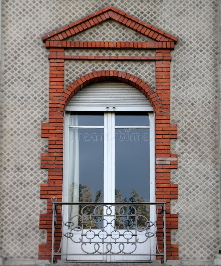 Paris window stock image. Image of paris, house, architecture - 28216473