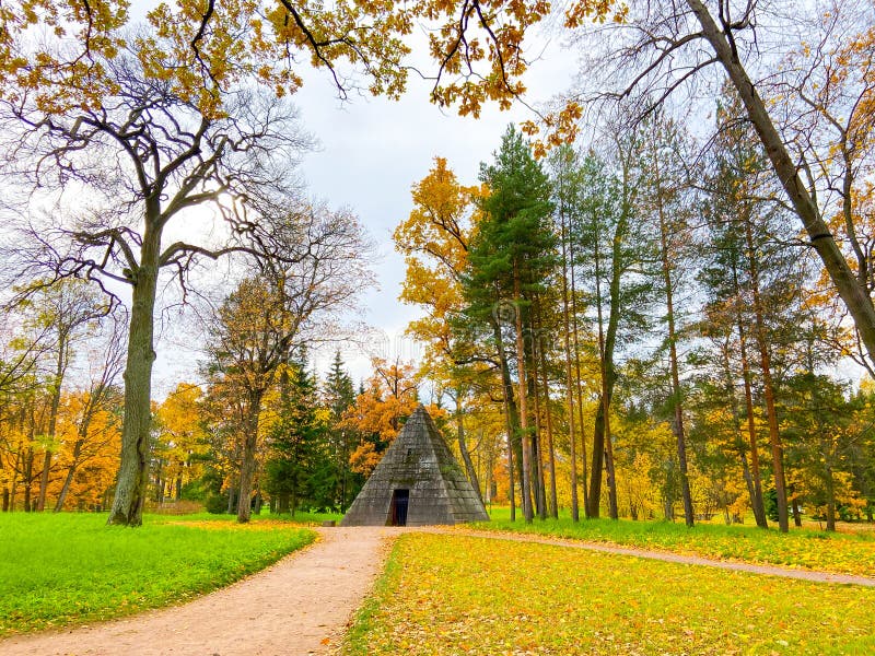 Park Autumn Landscape . Alleys of the Park. a Walk in the Park. an ...
