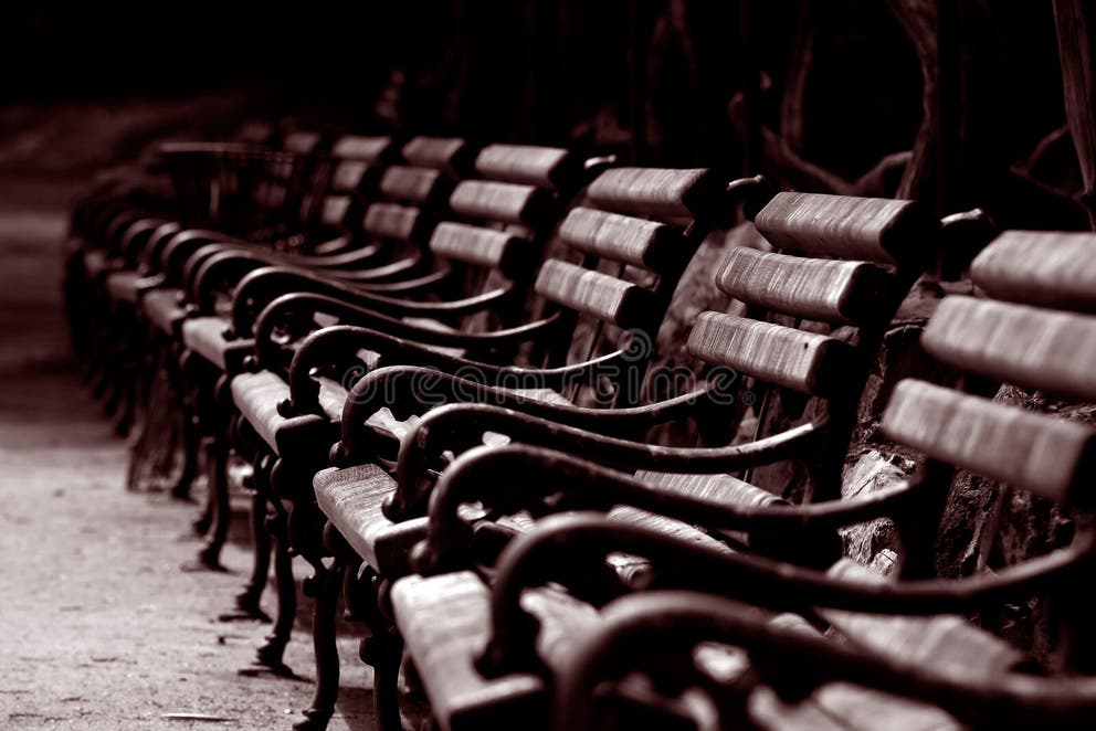 Park bench stock photo. Image of outdoors, invite, seasonal - 4934496