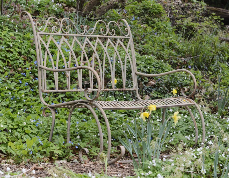 Park Bench stock image. Image of rusty, empty, metal - 31285371