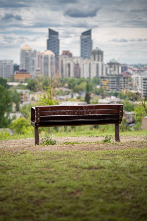 A Park Bench Overlooking the Downtown Calgary Skyline in Alberta Canad ...