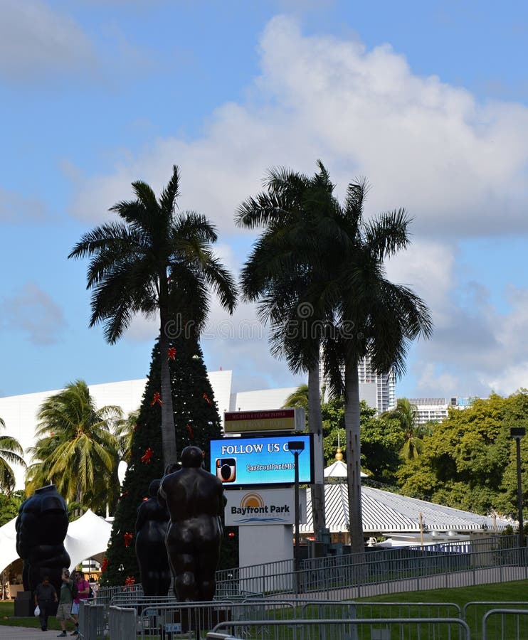 Park in Downtown Miami, Florida Editorial Photo - Image of miami ...