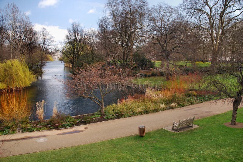 Park in London in Early Spring Stock Image - Image of harry, sidewalk ...