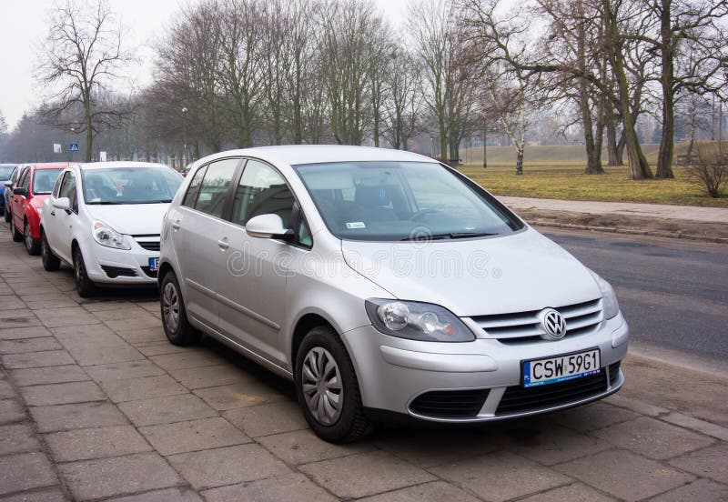 Parked car editorial stock photo. Image of city, vehicle - 38459313
