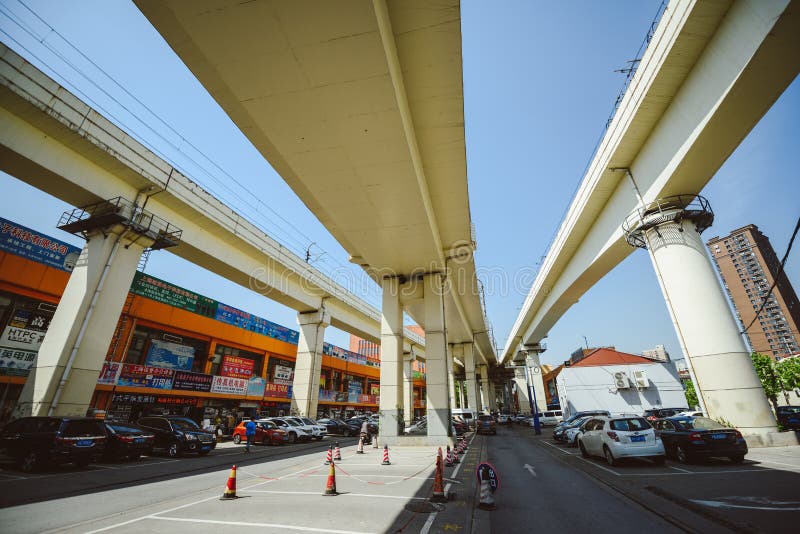 Parking Lane Under the Bridge Editorial Image - Image of traffic ...