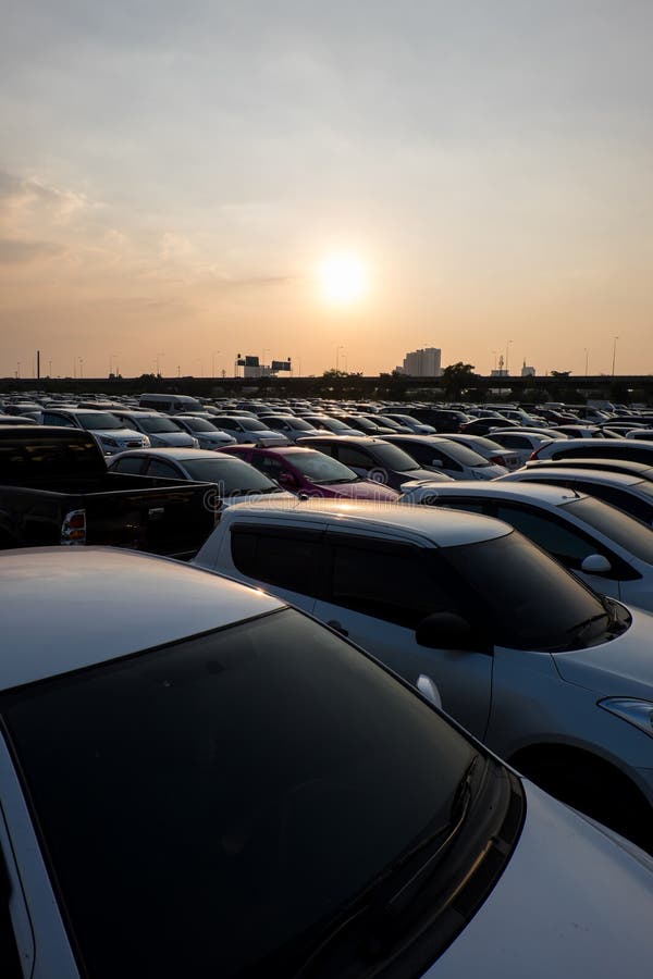 Full Parking Lot Stock Photos - Download 1,816 Royalty Free Photos