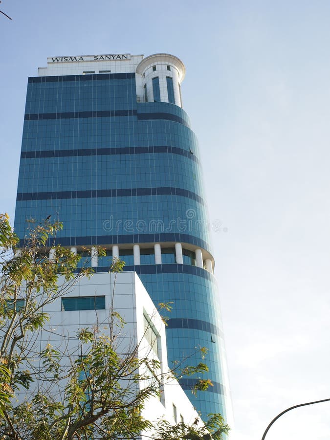 Wisma Sanyan mall editorial photography. Image of tower - 114628442