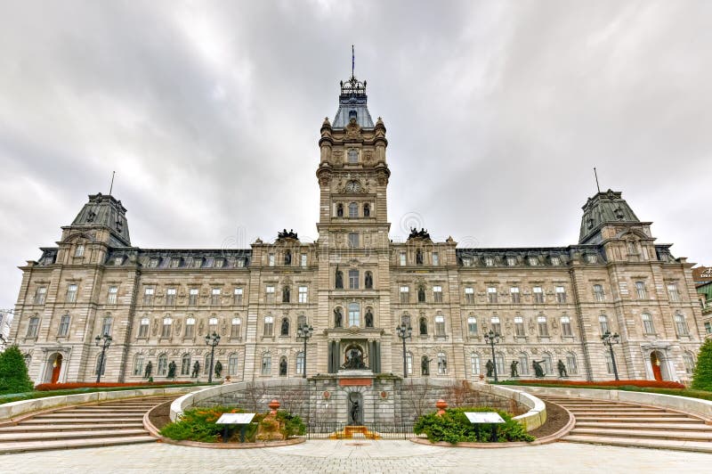 Parliament Building - Quebec City Stock Photo - Image of hill, roof ...