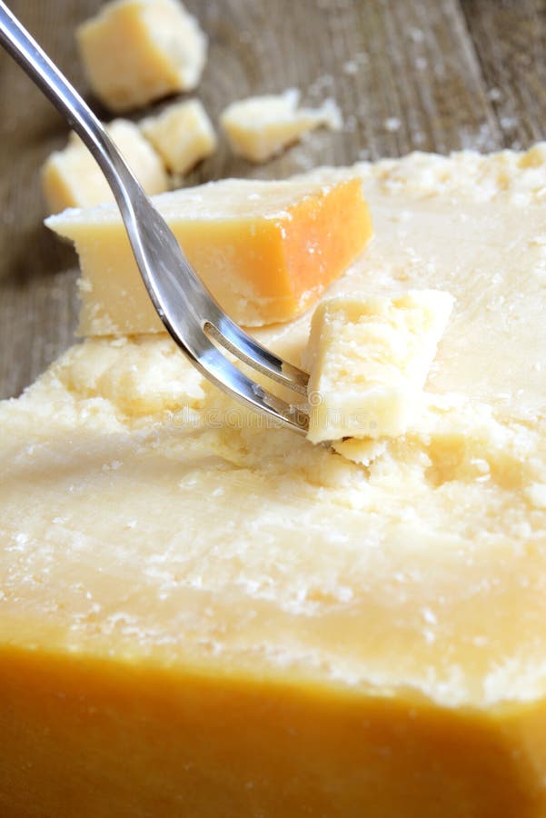 Parmesano chese imagen de archivo. Imagen de aperitivo - 32007553