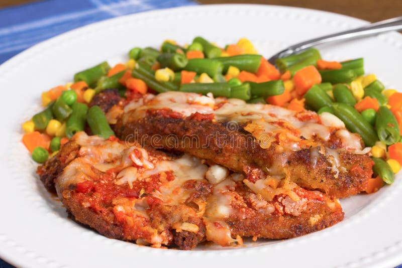 Parmesano del pollo imagen de archivo. Imagen de revuelto - 18715059