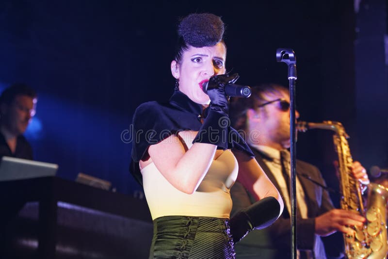 Parov Stelar Band editorial photography. Image of wife - 29383822
