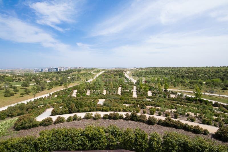 Parque De Valdebebas En La Ciudad De Madrid Imagen de archivo - Imagen ...