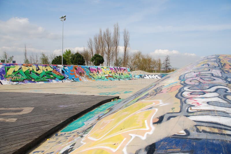 Parque Extremo De Los Deportes Foto de archivo - Imagen de punto, azul ...