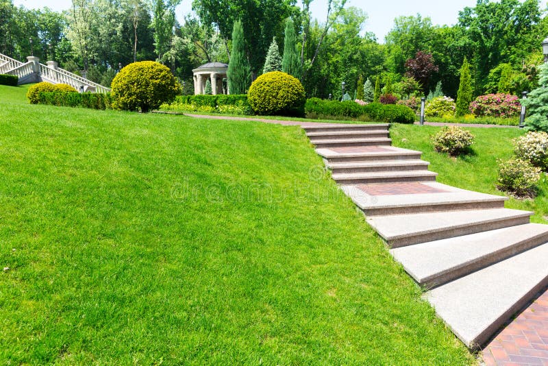 Parque moderno imagen de archivo. Imagen de bosque, verde - 55957855