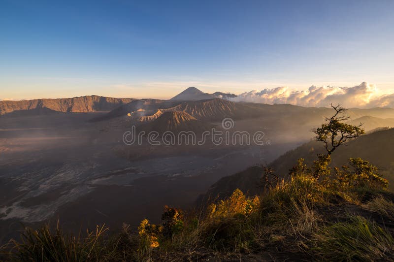 Parque Nacional Bromo Tengger Semeru Imagen de archivo - Imagen de ...