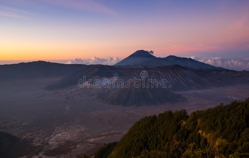 Parque Nacional Bromo Tengger Semeru Imagen de archivo - Imagen de ...