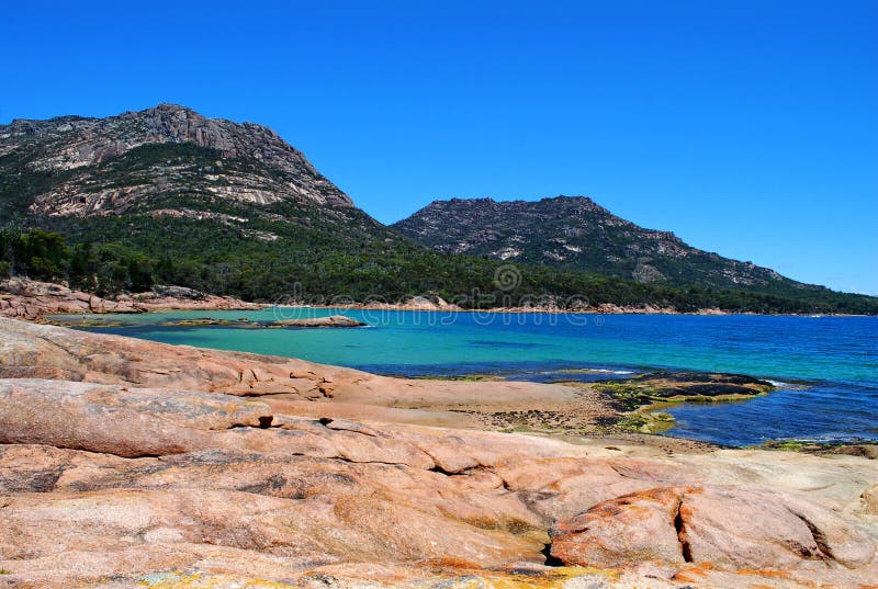 Parque Nacional De Freycinet En Tasmania Foto de archivo - Imagen de ...