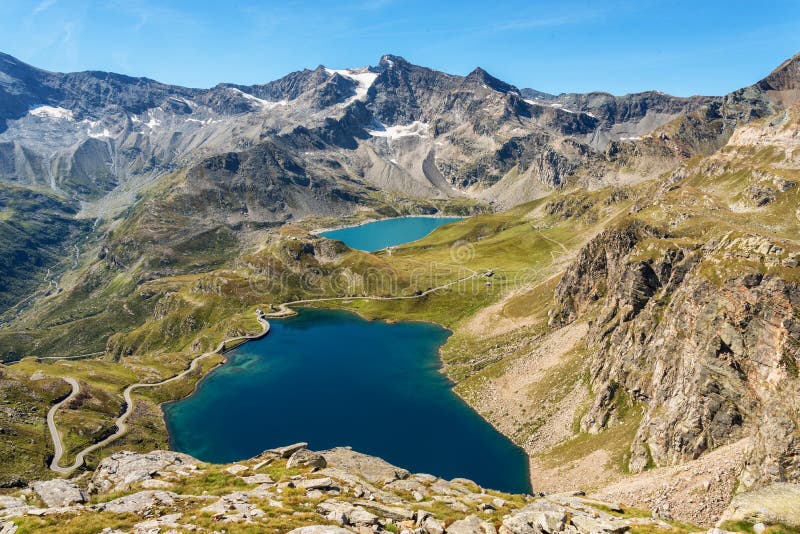 Parque Nacional Gran Paradiso En Italia Imagen de archivo editorial ...