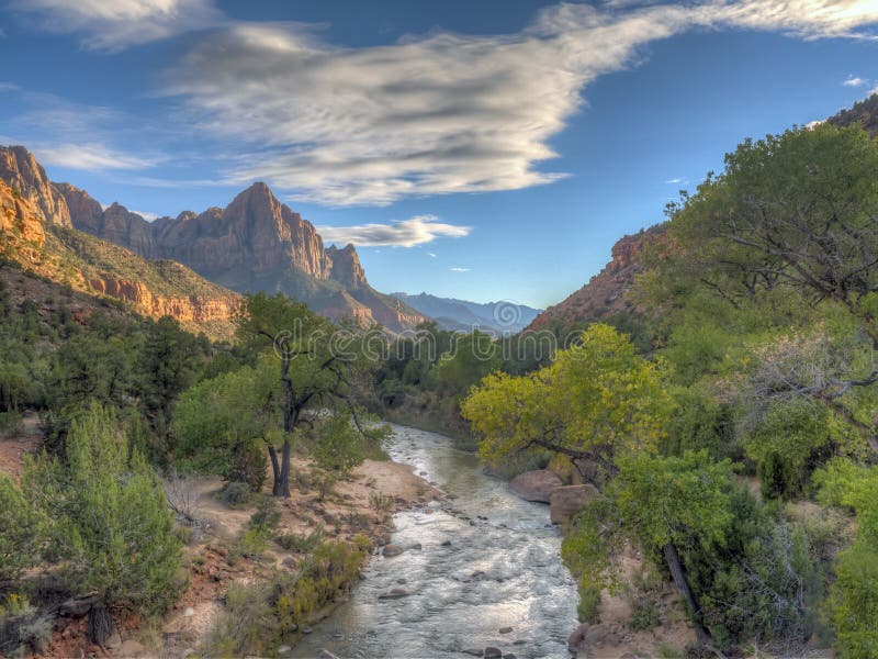 Parque Nacional De Zion, Utah Foto de archivo - Imagen de paisaje ...