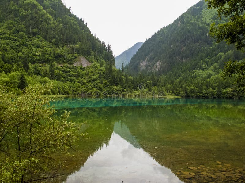 Parque Nacional Do Vale Jiuzhaigou Em China Imagem de Stock - Imagem de ...
