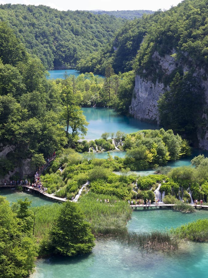 Parque Natural De Plitvice Em Croatia Fotografia Editorial - Imagem de ...