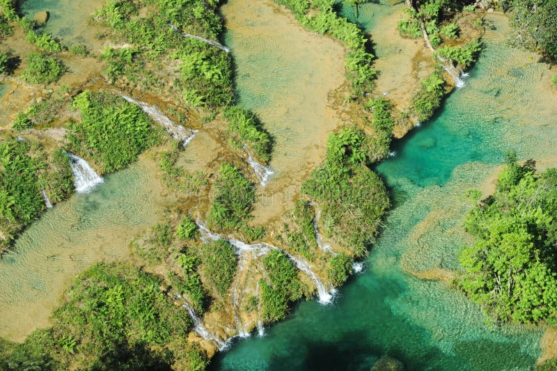 Parque Natural Do Monumento De Semuc Champey Em Lanquin Foto de Stock ...