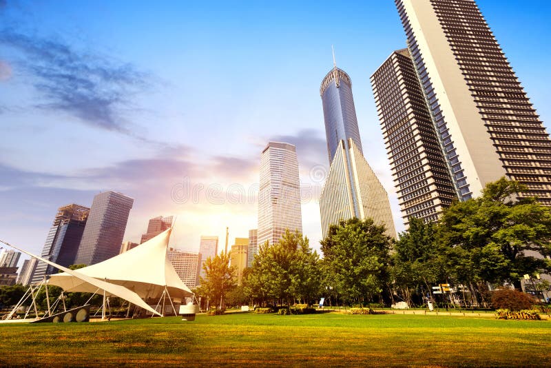 Parques E Arquitetura Moderna Foto de Stock - Imagem de moderno, curso ...
