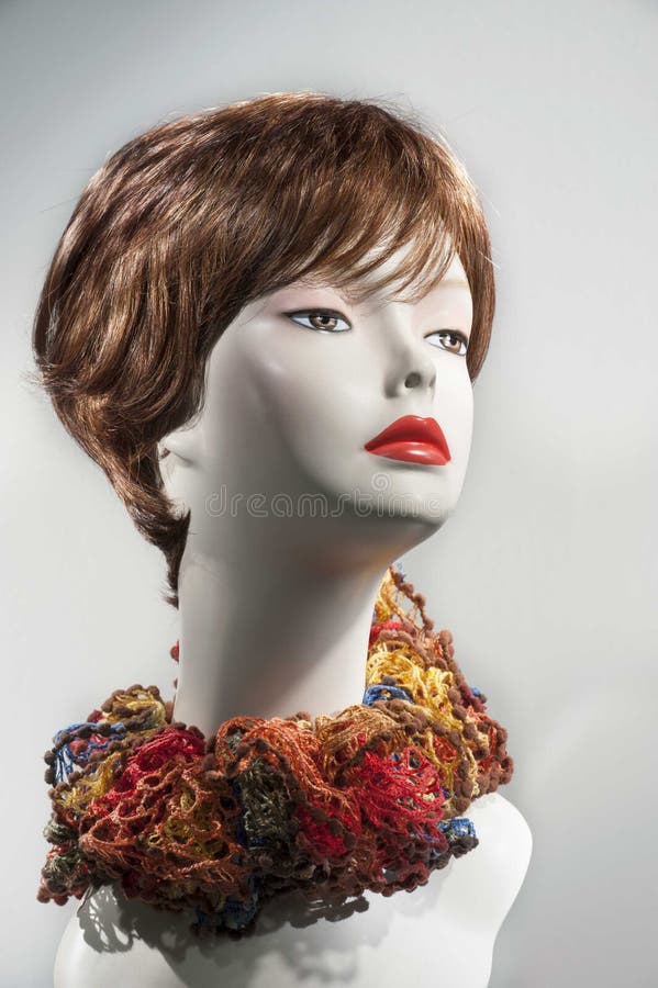 Parrucca fotografia stock. Immagine di marrone, taglio - 48964020