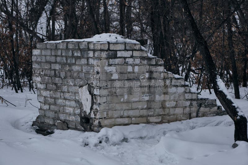 Part Wall Destroyed Brick Building Stock Image - Image of brick, dirty ...