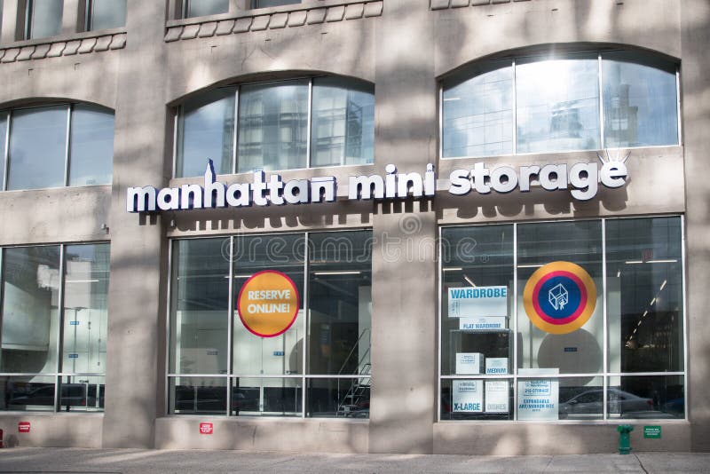 Parte Anteriore Di Manhattan Mini Storage Fotografia Editoriale ...