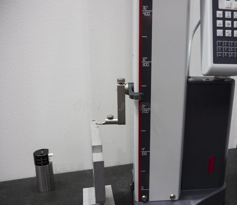 Parte Mearuring Del Calibro Di Altezza Immagine Stock - Immagine di ...