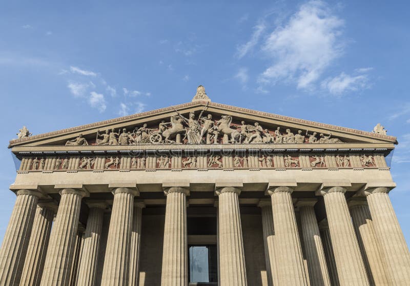 Il Timpano Del Tempio Del Greco Antico Del Partenone Sull'acropoli Di ...