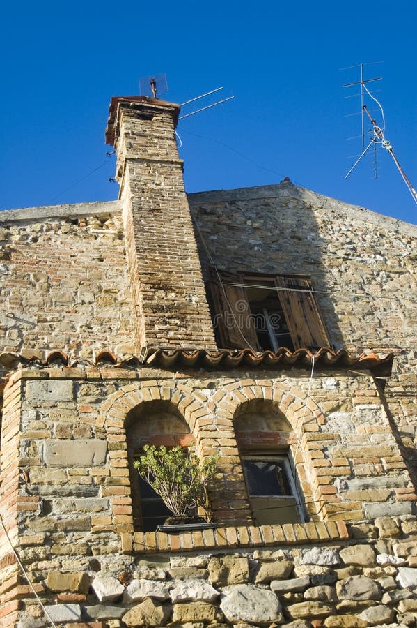Dettaglio Di Una Casa Antica Fotografia Stock - Immagine di vecchio ...