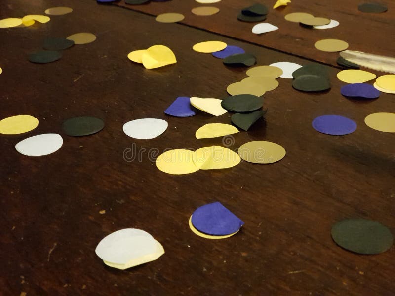 Party table stock photo. Image of time, table, confetti - 135981820