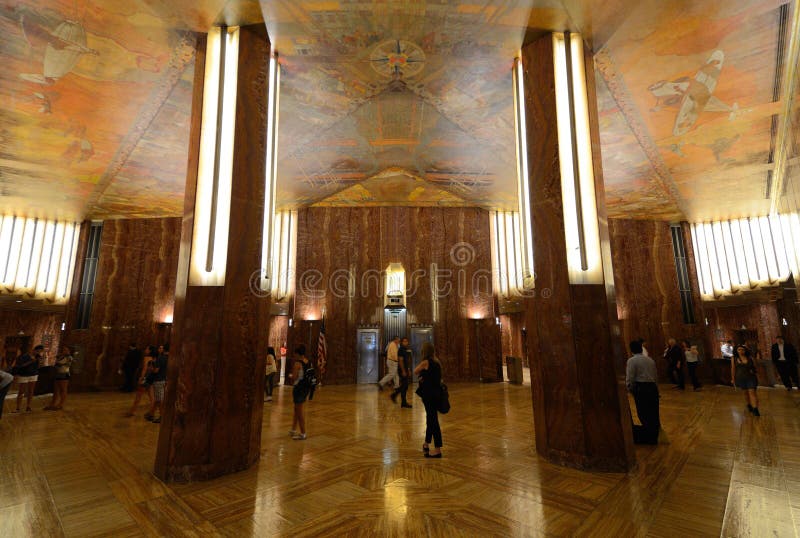 Pasillo Del Edificio De Chrysler Foto editorial - Imagen de suelo, crisler: 20994571